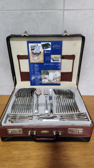 Cuberteria Erika Solingen 113 peças – banho de ouro Marvila • OLX.pt