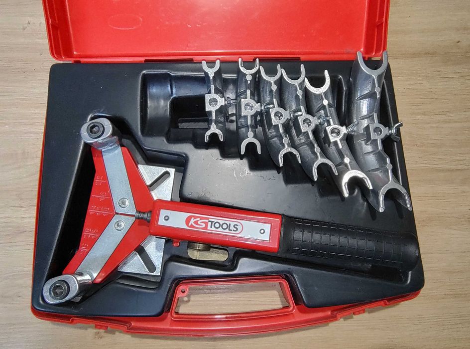 Ręczna giętarka zapadkowa do rur KS TOOLS 203.1201 Zwoleń • OLX.pl