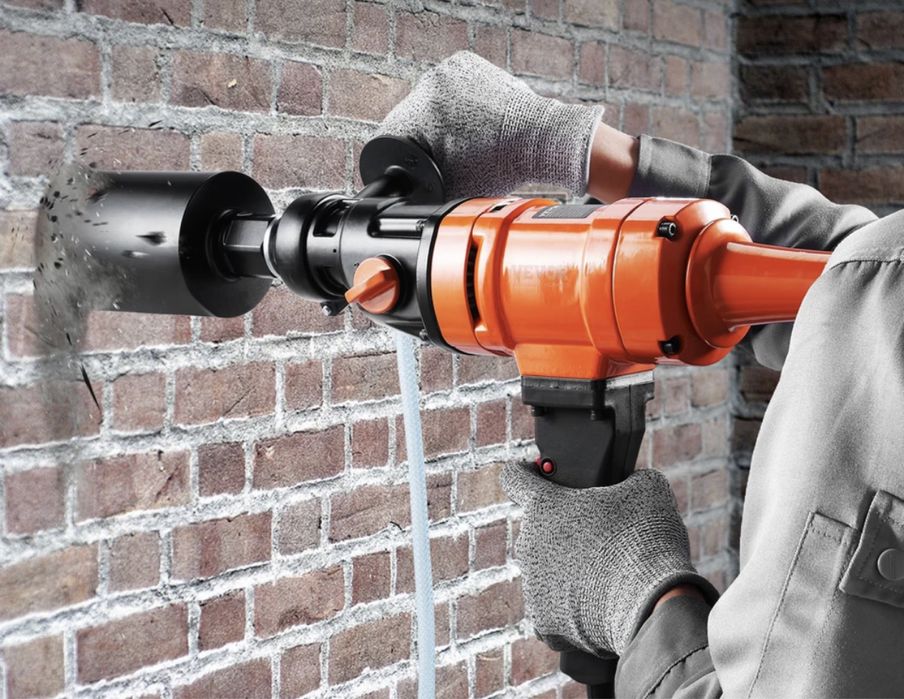 Maquina carotes mão 2 velocidades 1500 w Turcifal • OLX Portugal