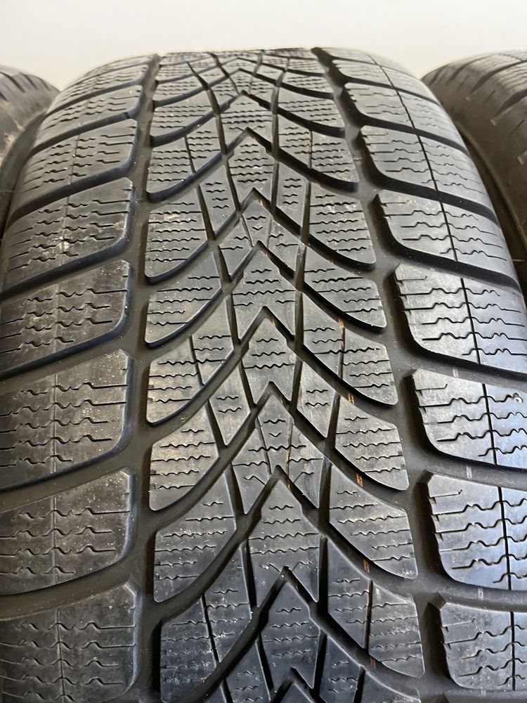 Zimowe opony Dunlop 225/55r17 RunFlat 2022r Luboń • OLX.pl