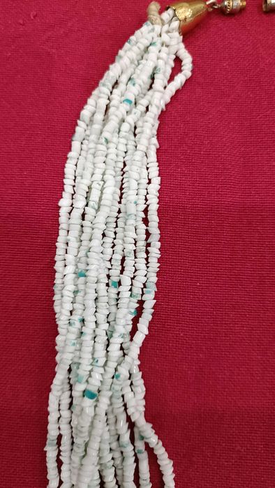 Colar vintage em concha em optimo estado Benfica • OLX.pt