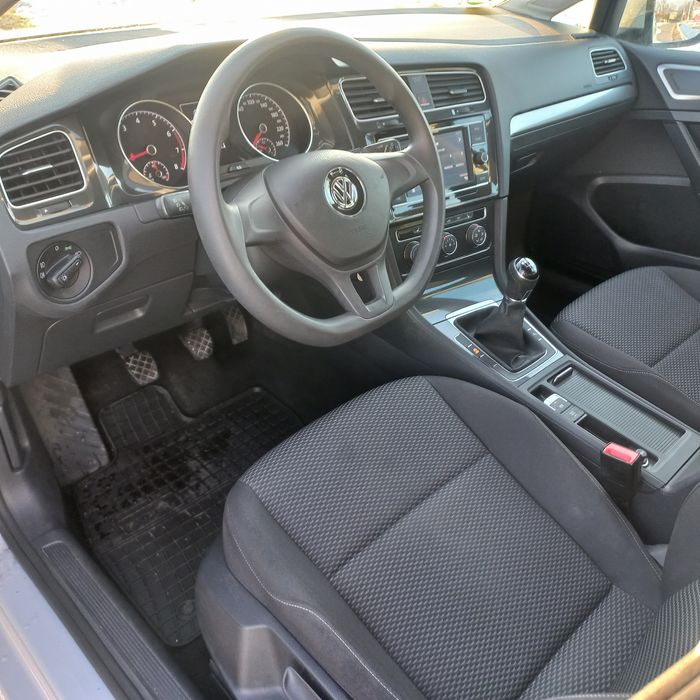 VW Golf 7 Lift 2017r. Biała Perła 1,0 Krzyżowice • OLX.pl