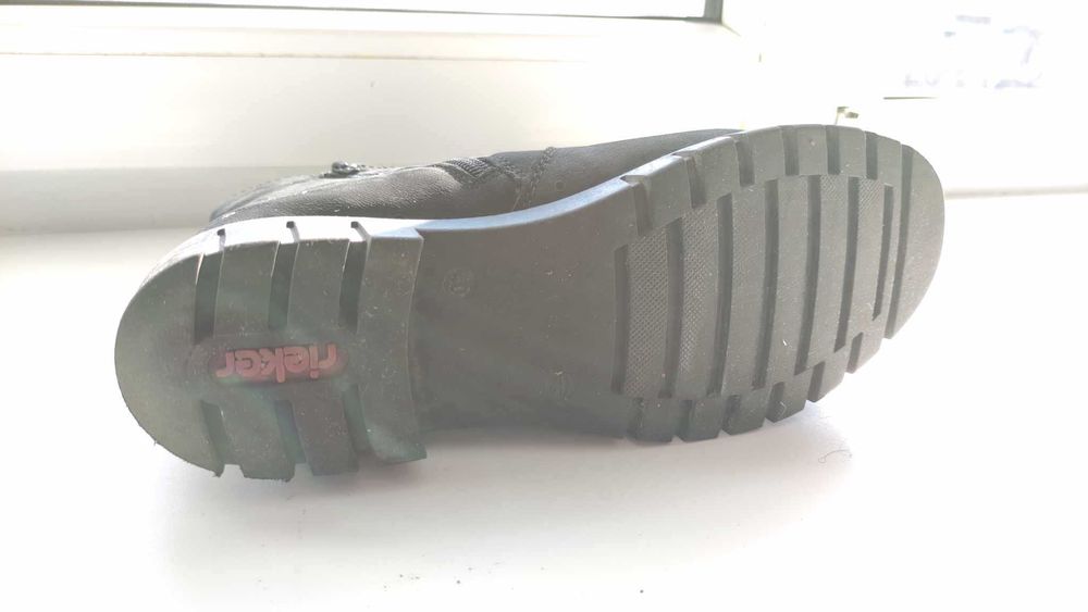 Зимові чоботи Rieker жіночі б/у: 400 грн. - Інше Черкаси на Olx