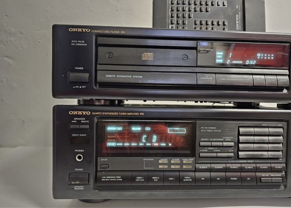 Pilot! Amplituner Onkyo TX-7830/ Odtwarzacz CD Onkyo DX -6810 Bytom ... Pilot! Amplituner Onkyo TX-7830/ Odtwarzacz CD Onkyo DX -6810 Bytom ...