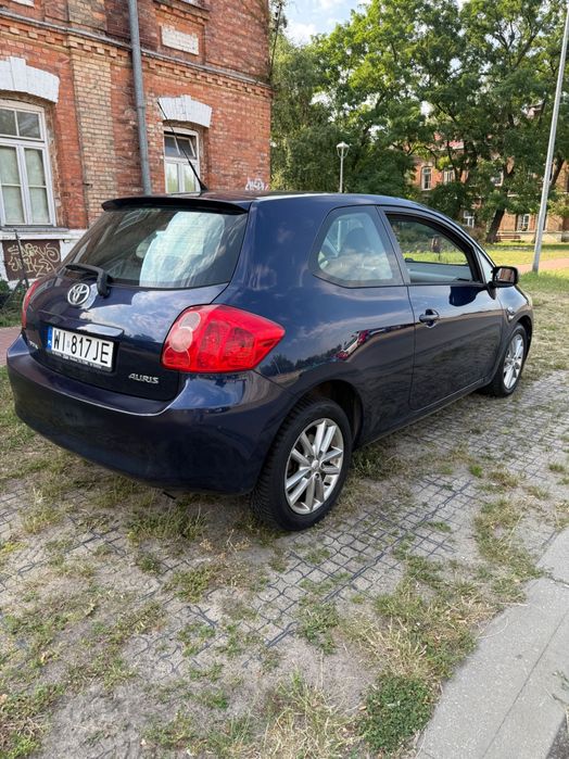 Toyota AURIS 1.4 2009 Legionowo • OLX.pl