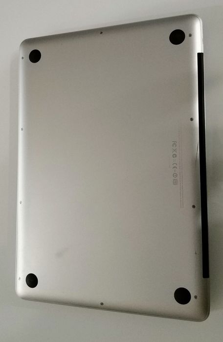 MacBook pro 13 polegadas Santa Maria Da Feira, Travanca, Sanfins E Espargo • OLX Portugal