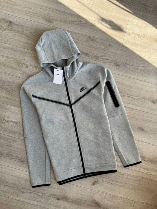 Зіпка Nike Sportswear Tech Fleece кофта найк теч фліс 3 799 грн Худі Київ на Olx