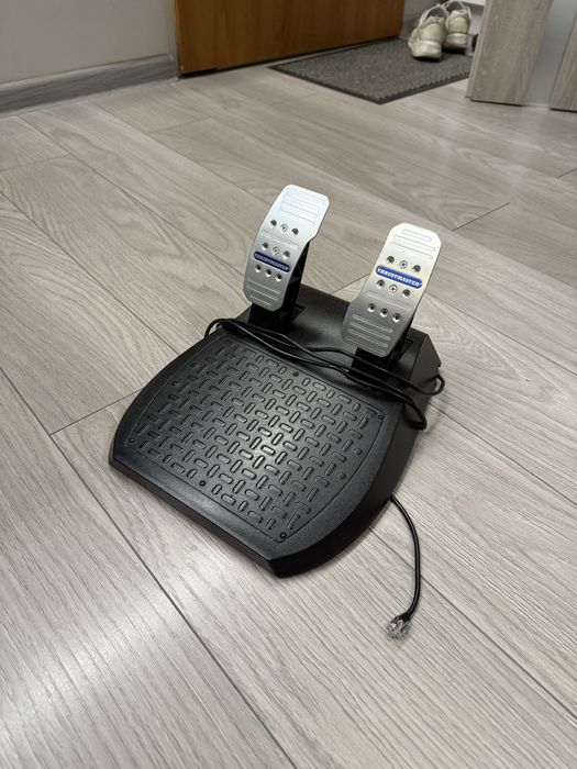 Pedały thrustmaster t2pm automat jak nowe Toruń • OLX.pl