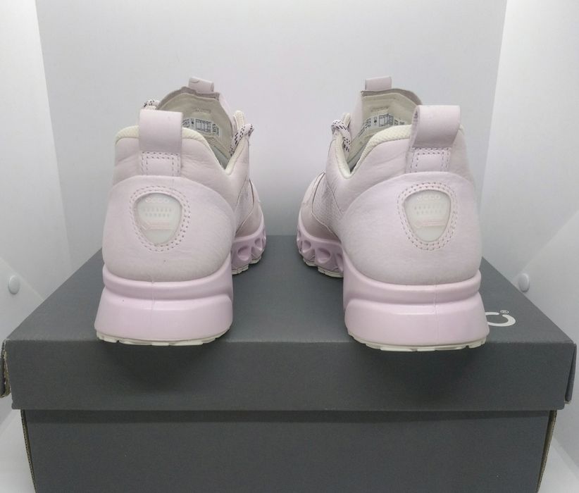 Кожаные кроссовки Ecco на мембране Gore Tex оригинал: 3 700 грн. - Другие кроссовки Киев на Olx