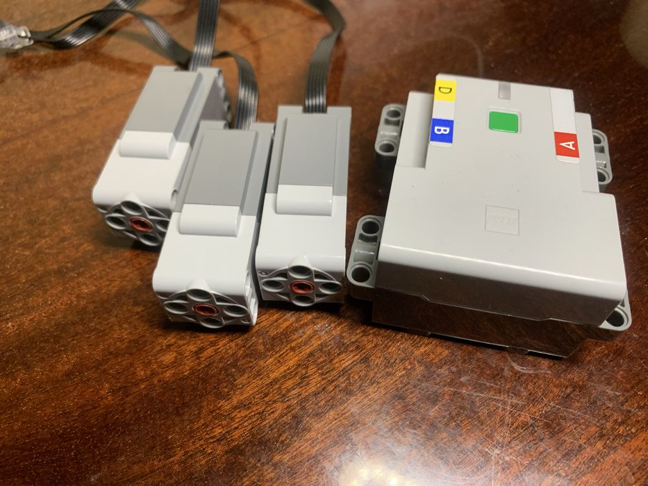 Мотори lego technic control+: 800 грн. - Конструктори Дніпро на Olx