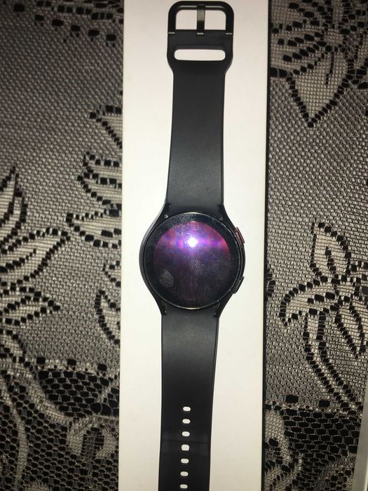 Galaxy Watch4 40mm Bluetooth Vila do Porto • OLX.pt