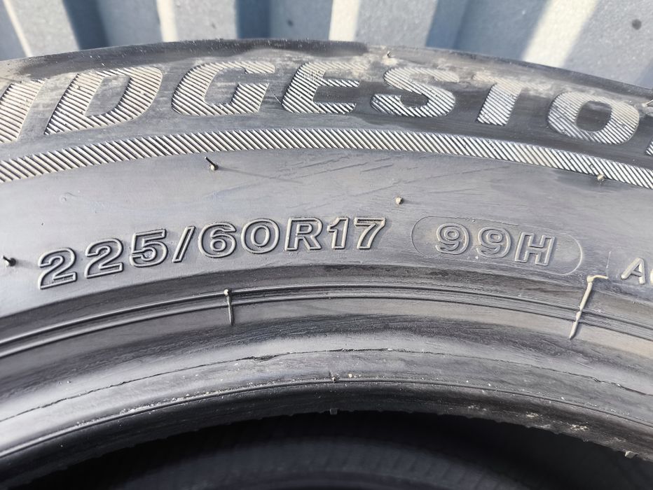 225/60/17 Bridgestone Blizzak LM001 KOMPLET Otwock Mały • OLX.pl