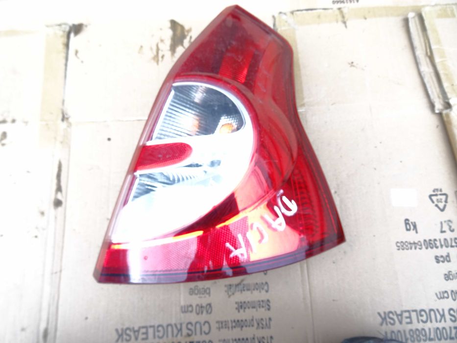 Lampa Prawa Tył Dacia Sandero I Piaski • OLX.pl