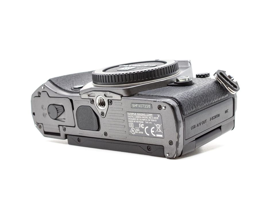 Olympus OM-D E-M5 Mark II Limited Titanium Edition Ponte De Sor ...