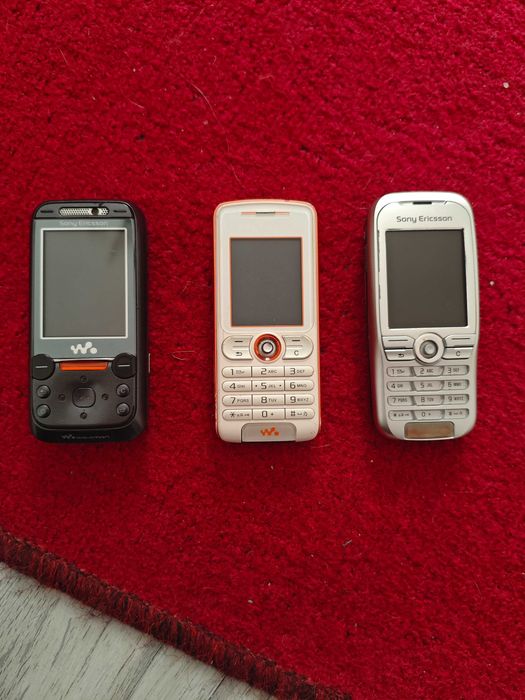 Okazja Rarytas retro telefony 3 x sony ericsson walkman okaz Rzeszów ...