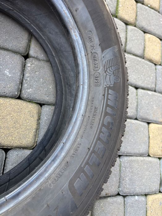 Elegantes Michelin 205 55 R16 Ebenbild