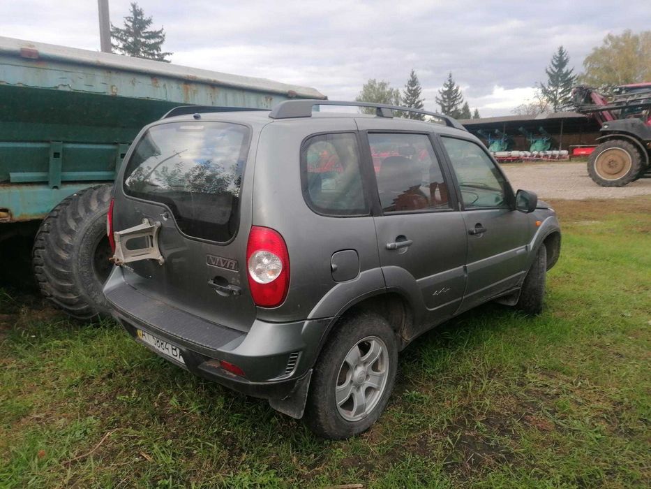 Автомобіль Chevrolet-Niva-21230: 90 000 грн. - Chevrolet Вербівці на Olx