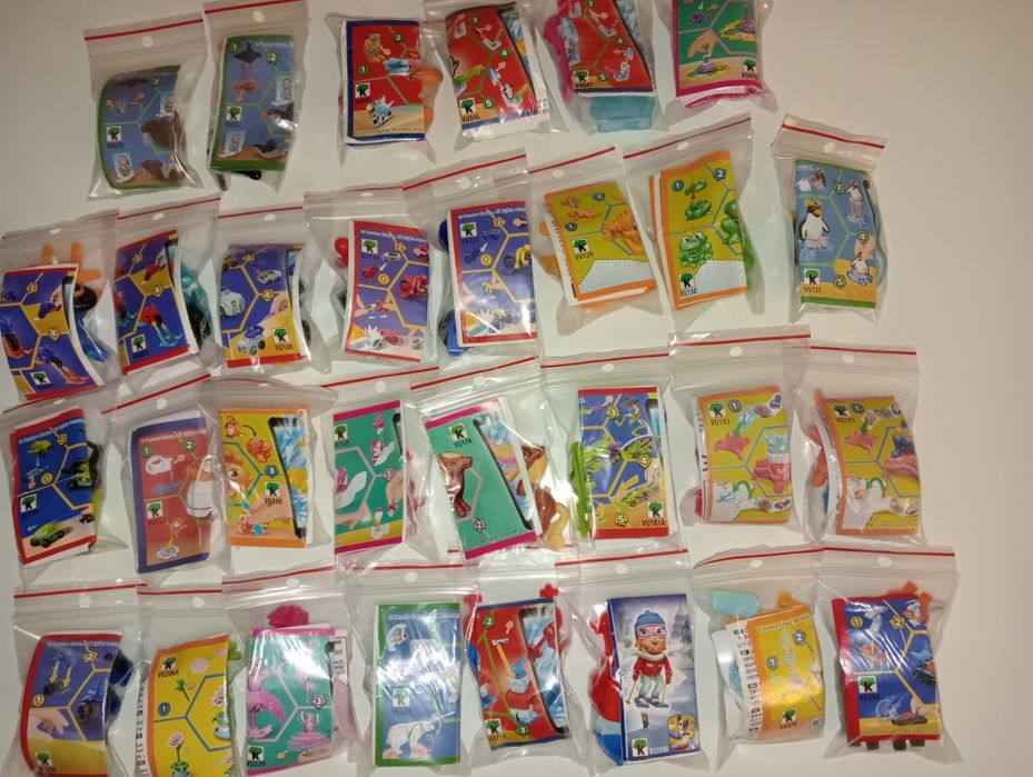 Kinder Niespodzianka zabawki VU kinderki figurki składaki vu Bytom • OLX.pl