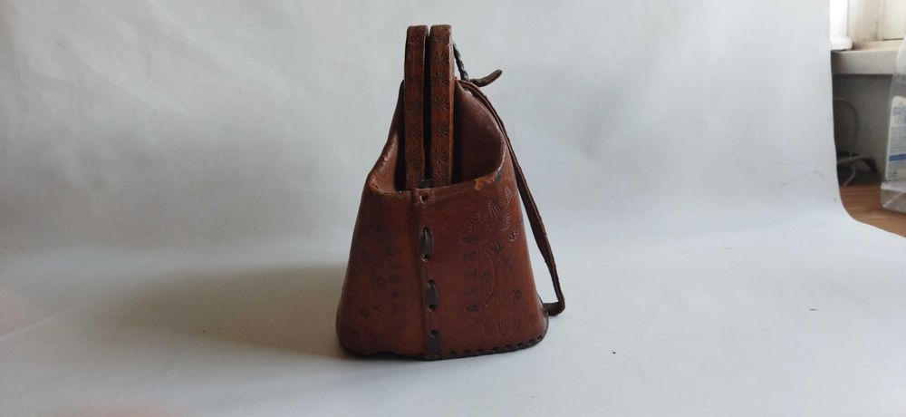 Mala de senhora em couro antigo Sobral de Monte Agraço • OLX.pt