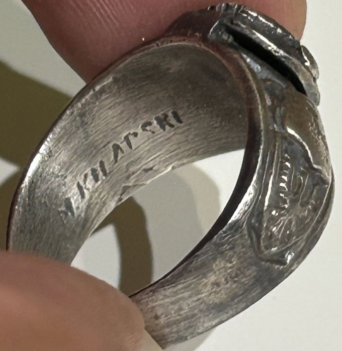 Sygnet Orzeł w Koronie na dwóch szablach Zakon Bożogrobców. Warszawa ...