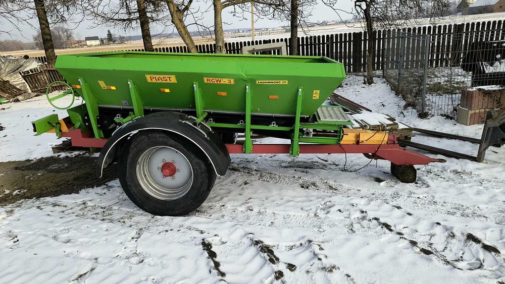 Rozsiewacz wapna Piast Rcw 3, ładny, koła TIR!!! Roszki • OLX.pl