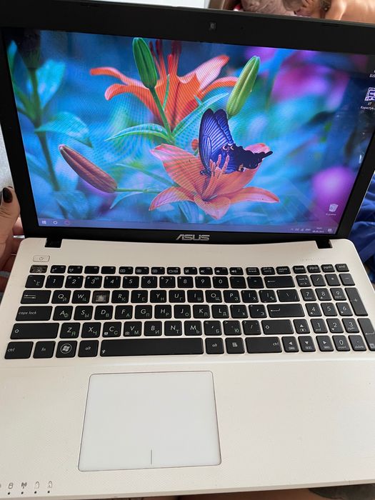 Ноутбук ASUS X552M: 2 000 грн. - Ноутбуки Харьков на Olx
