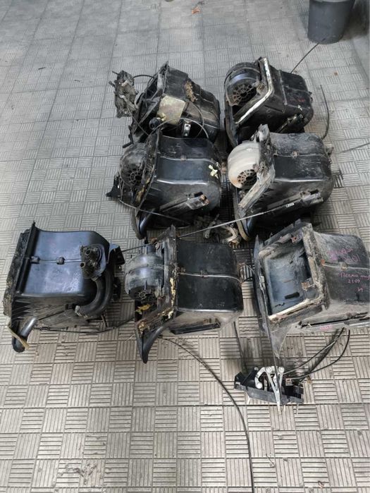 Продам корпус печки ваз 2108, 2109, 2110, 2111, 2114, 2115: 300 грн. - Вентилятори, системи ...