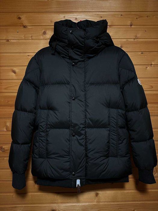 Пуховик Moncler Risler Puffer Jacket in Black Goose Down Moncler Maya ...