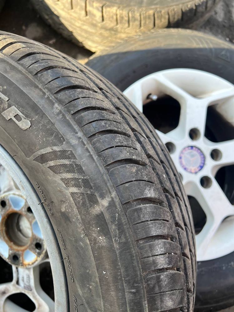 Продам комплект колес резина с дисками 205/65 r15 5/112: 2 250 грн ...