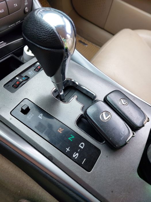 Lexus is 250 2007: 7 300 $ - Lexus Київ на Olx