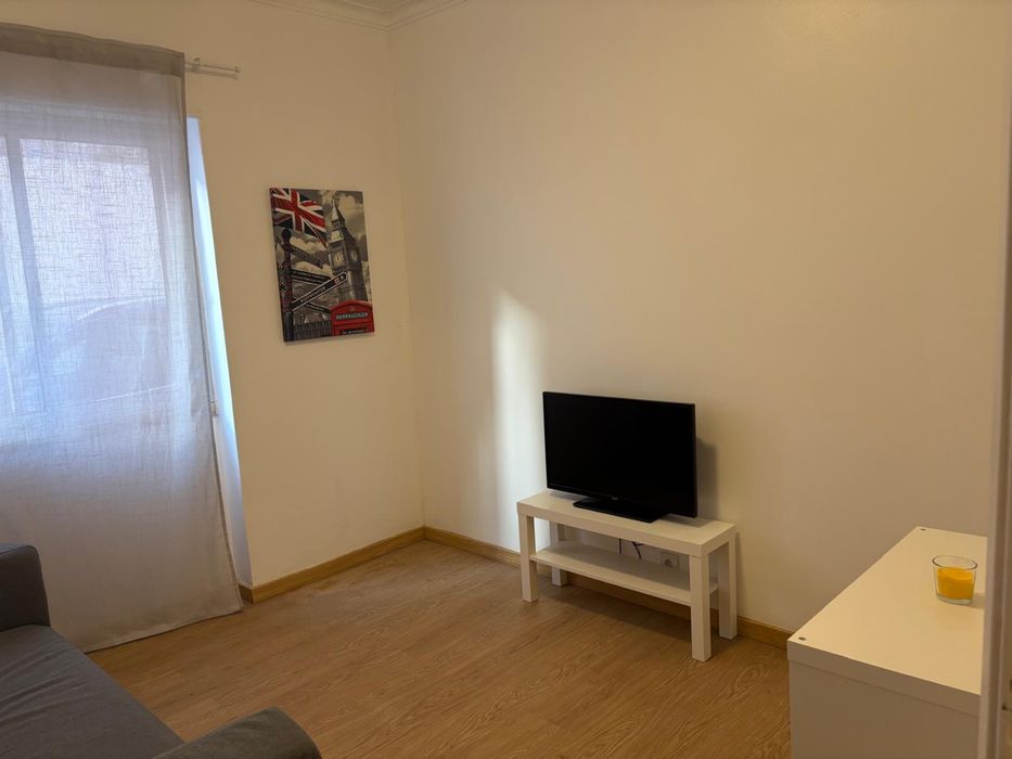 T1 Odivelas Ramada Metro Ramada E Caneças • OLX.pt