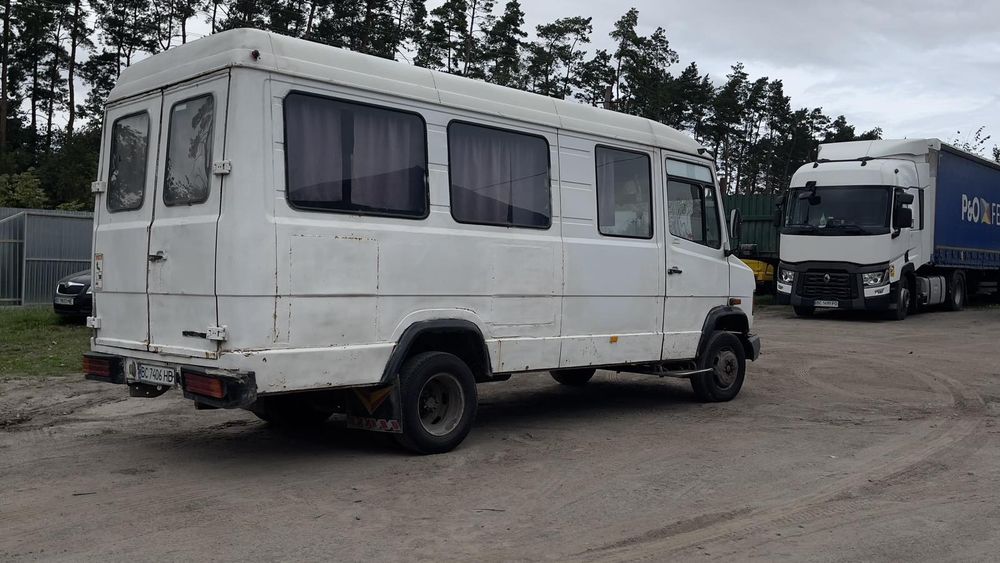 Mercedes benz 609D: 2 000 $ - Автобуси Золочів на Olx