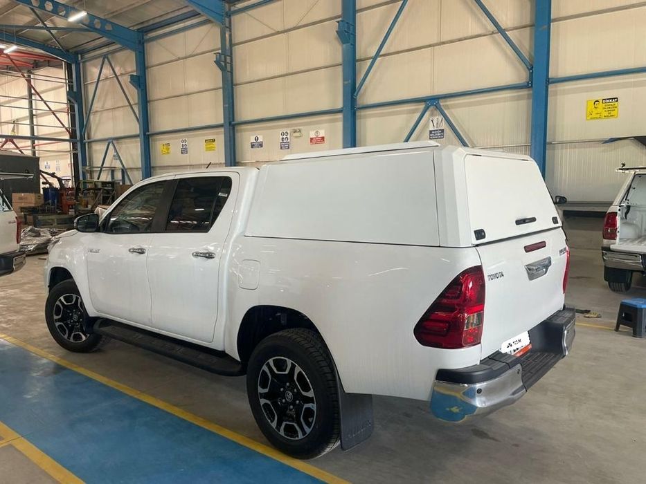 Hardtop zabudowa paki Toyota Hilux Wieliczka • OLX.pl