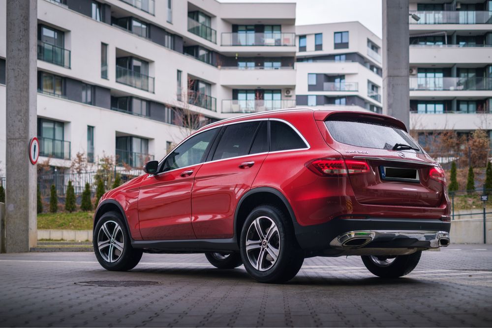 MERCEDES-BENZ-GLC.300-rok2018-2.0T-241KM Kraków Czyżyny • OLX.pl