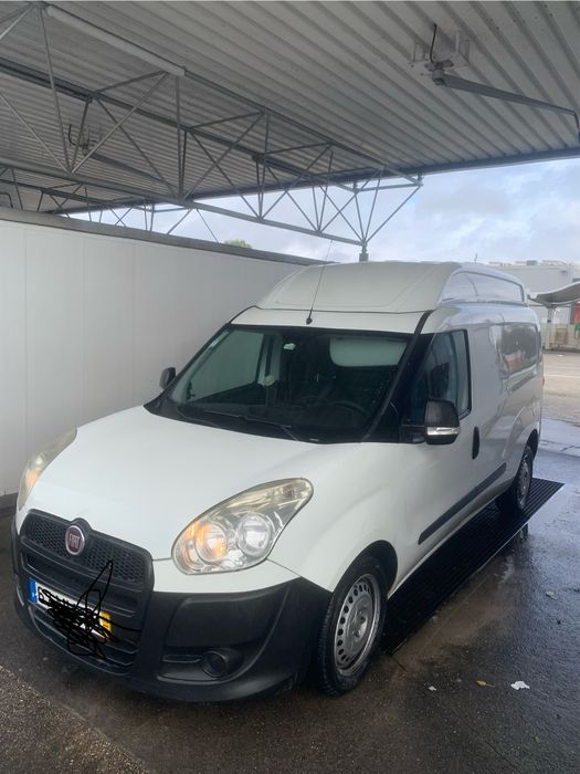 Fiat doblo maxi XL Santo António • OLX Portugal