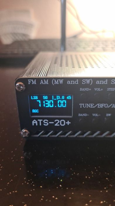 Продам всеволновый радиоприемник ATS-20+ с swling прошивкой: 2 250 грн ...