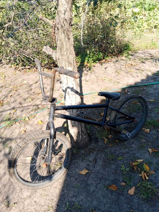 Продаю BMX-5 в хорошем состояние да есть царапини на рамі і на рулю.: 6 ...