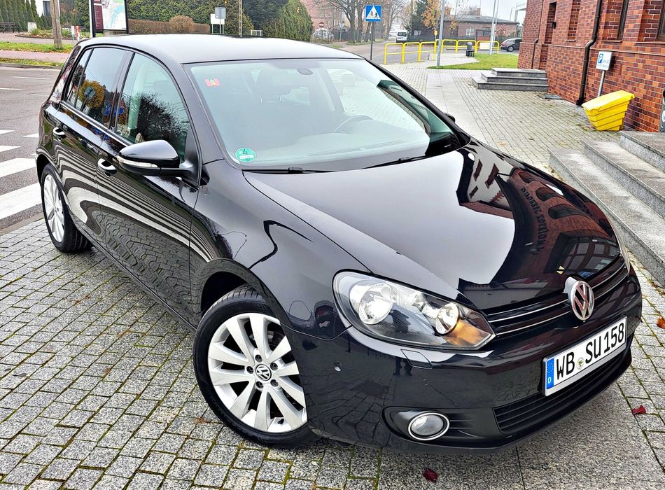 ŚLICZNY Vw Golf wersja TEAM*Benzynka*Climatron*Alu*Parctronic Człuchów ...