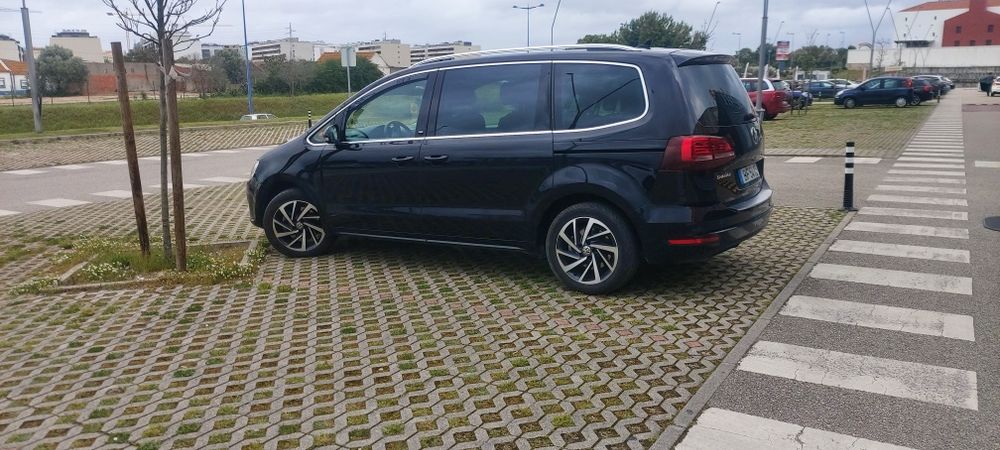 W sharan 2.0 TDI Sound Alcochete • OLX.pt