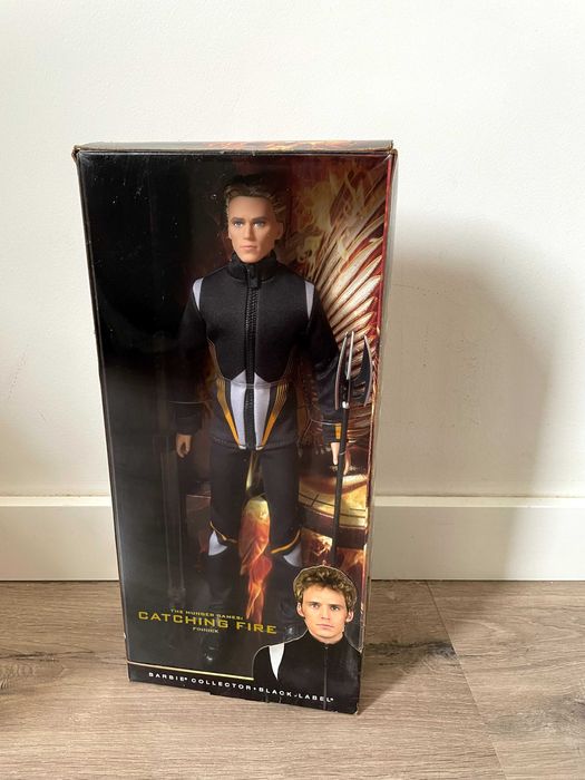 Barbie Collector Hunger Games: Catching Fire Finnick Doll Carcavelos E ...