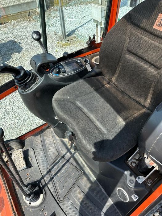 Mini koparka JCB 8018 z 2012r. ładna 1800kg rozsuwana długie ramie ...