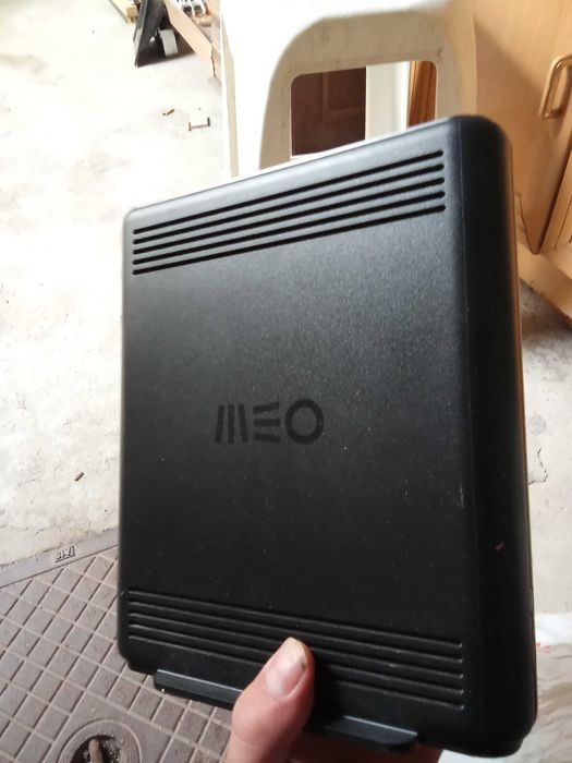 Box e router meo Esmoriz • OLX.pt