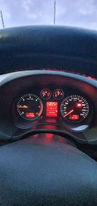 Audi A3 1.9TDi 3 Portas Películas homologadas Câmera de estacionamen ...