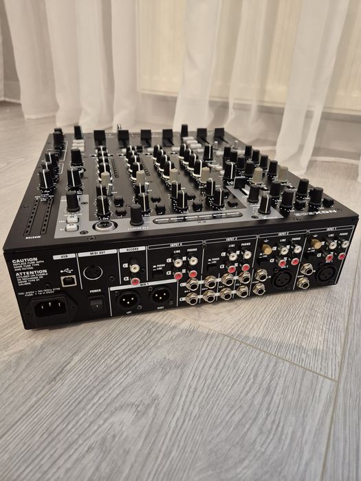 Микшер Behringer PRO MIXER NOX606: 6 900 грн. - Студійне обладнання ...