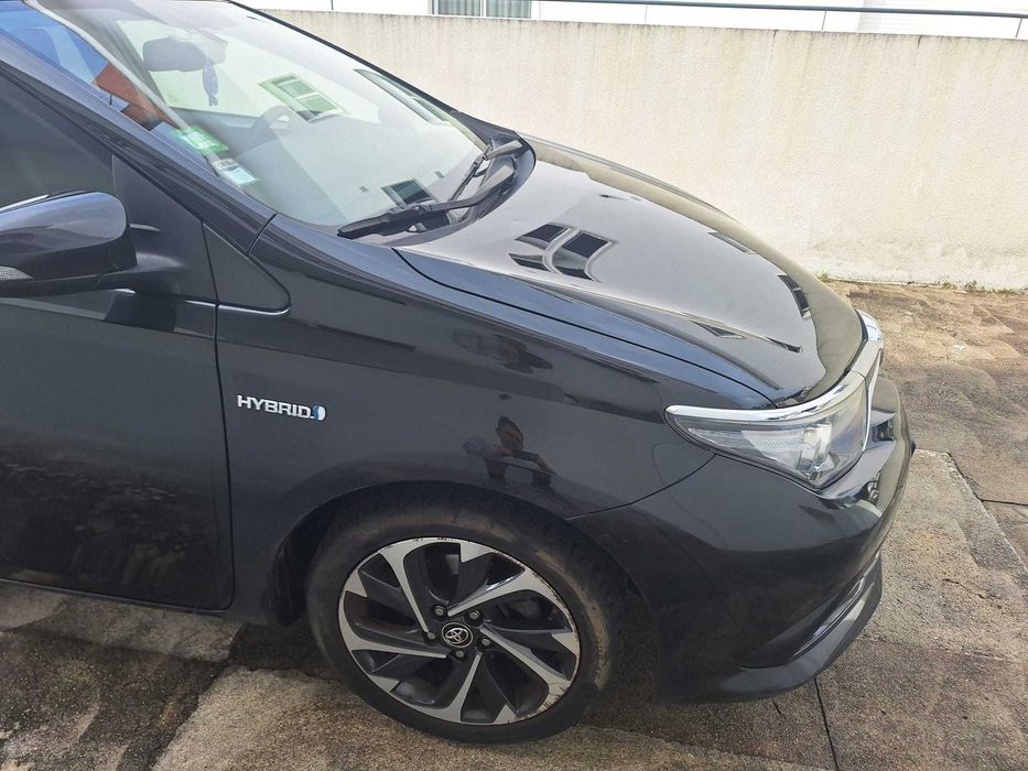 Toyota Auris Touring Sports 1.8 HSD Comfort Viana Do Castelo (Santa Maria Maior E Monserrate) E ...