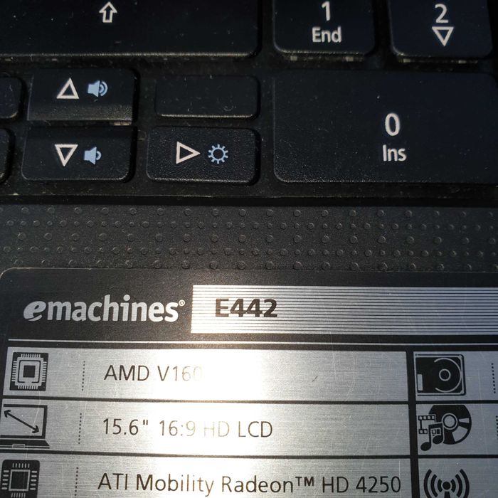 Teclado portátil emachines E442 , restantes peças sob consulta Seixal ...