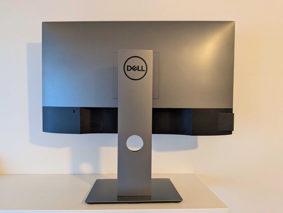 Monitor Dell U2419H - 24" UltraSharp LED IPS (novo custa +-200 ...