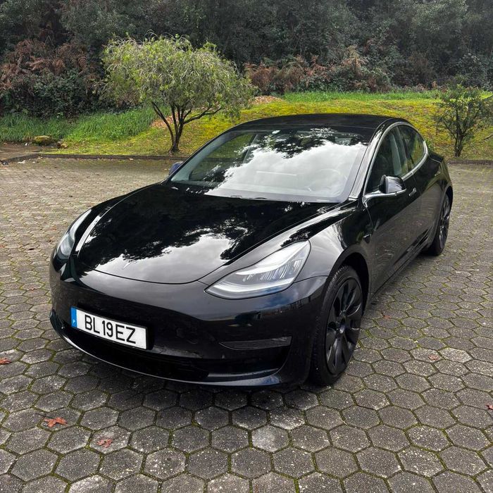 Tesla Model 3 Long Range Dual Motor AWD Santa Maria de Lamas • OLX.pt