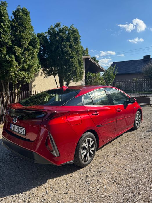 Toyota Prius Prime Dąbrówka • OLX.pl