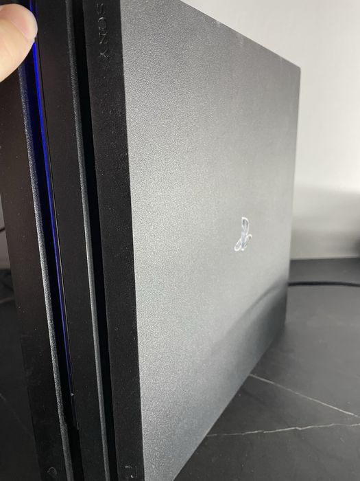 Playstation 4 pro 1TB: 7 000 грн. - Приставки Львів на Olx